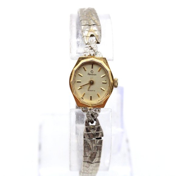 Armitron | Accessories | Vintage Armitron Watch Womens Gold Tone ...